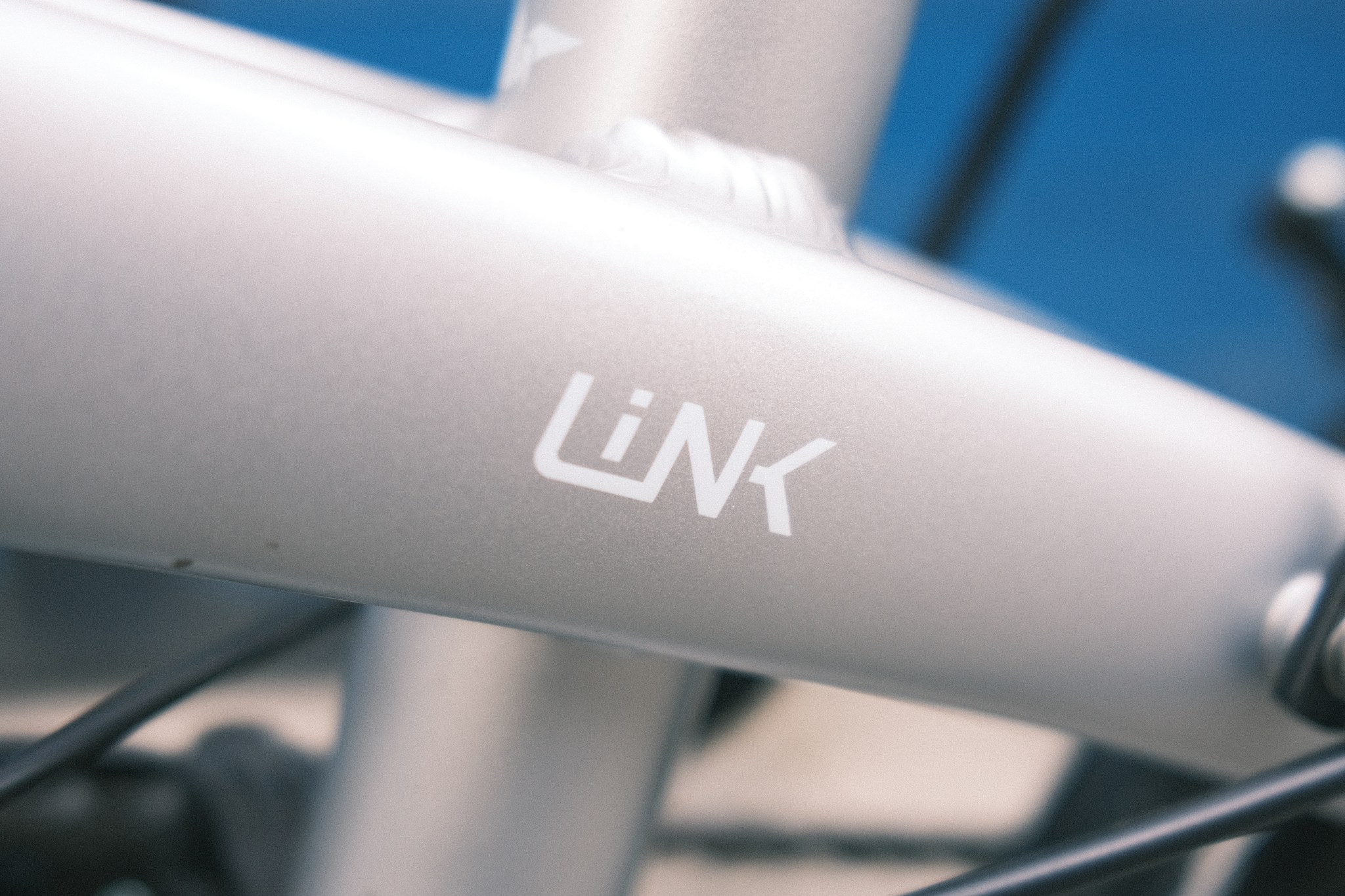 Turn your world around with the Tern Link D8 folding bike